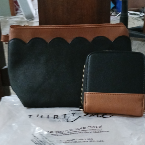 thirty-one | Bags | Thirty One Tapered Pouch Bundle | Poshmark